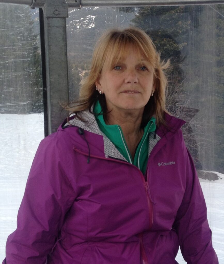 Mary Margaret Hartshorne (née Stewart) – Heritage North Funeral Home